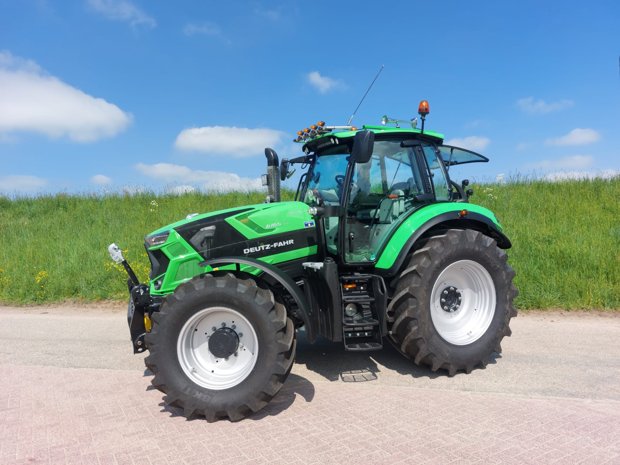 Deutz-Fahr 6165 TTV